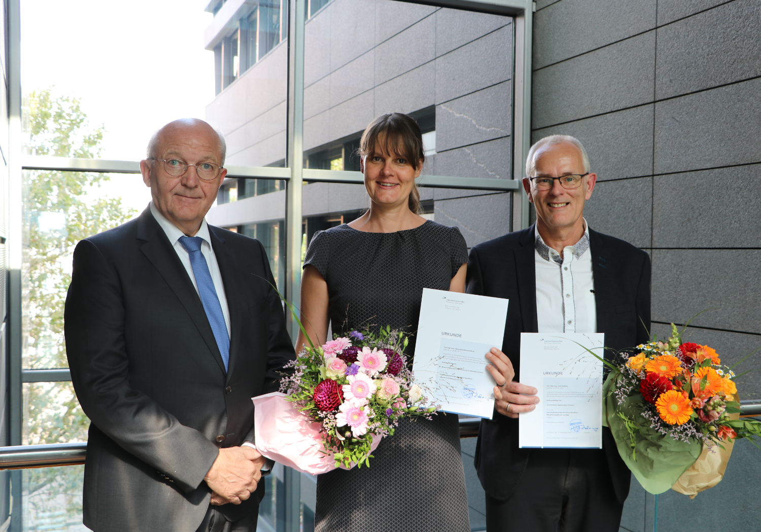 Neue Sachverständige bestellt und vereidigt